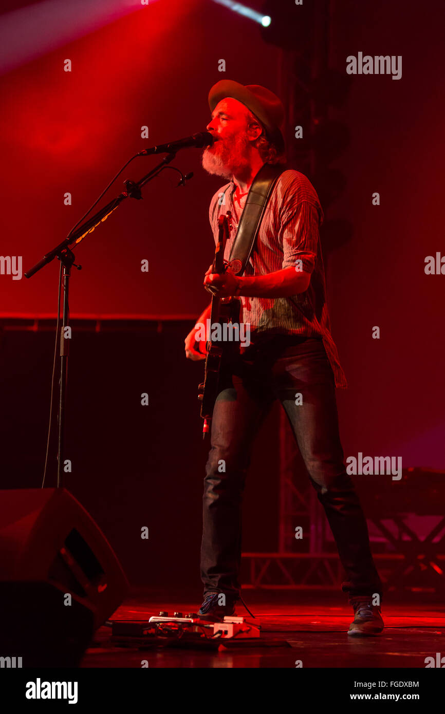 Drummer neil primrose hi-res stock photography and images - Alamy