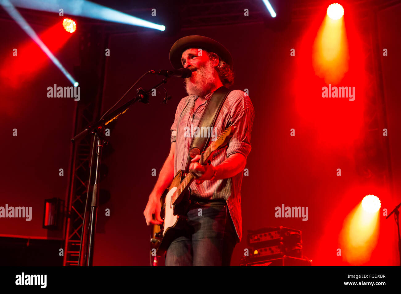 Drummer neil primrose hi-res stock photography and images - Alamy