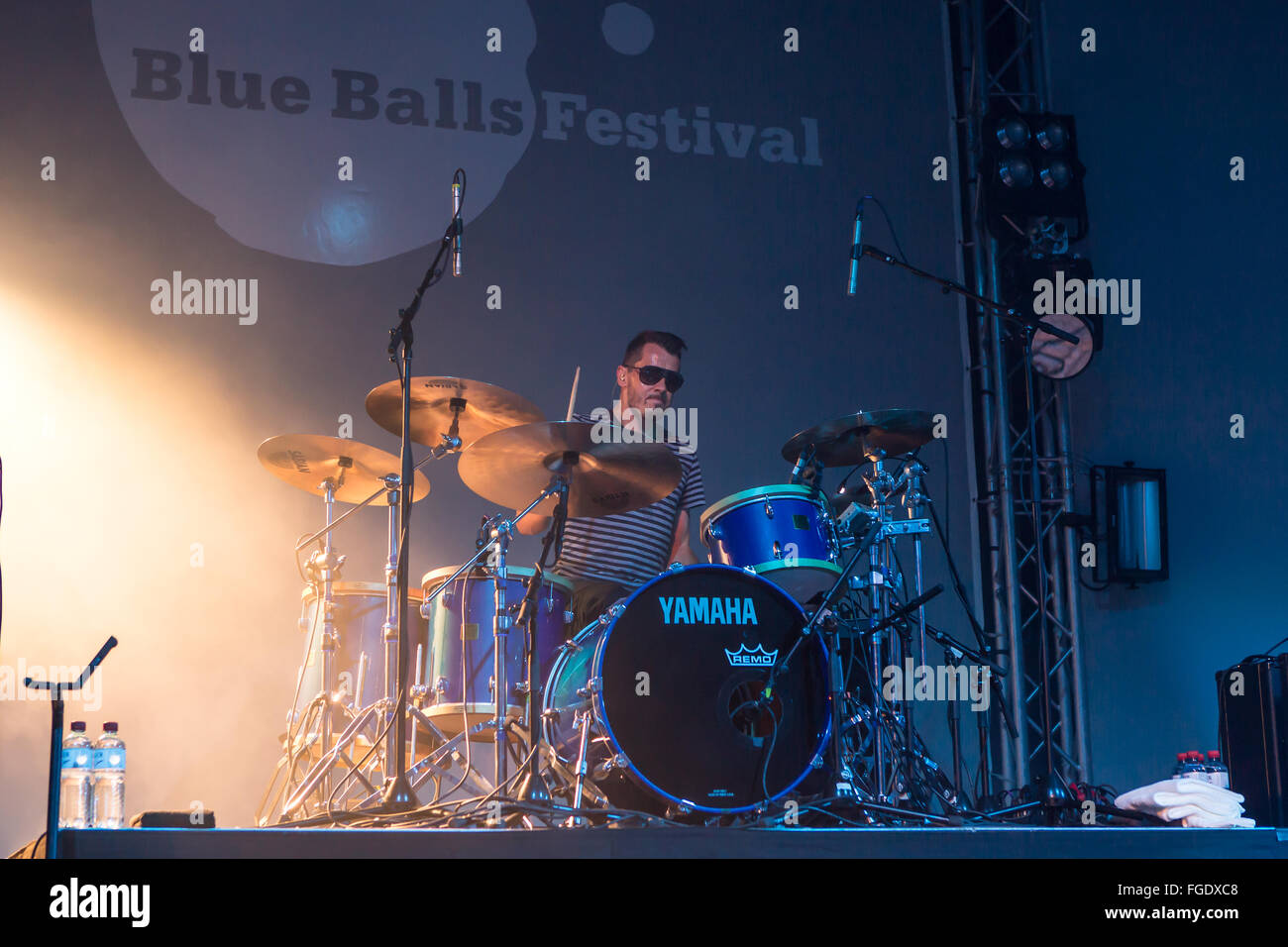 Travis singer fran healy hi-res stock photography and images - Alamy