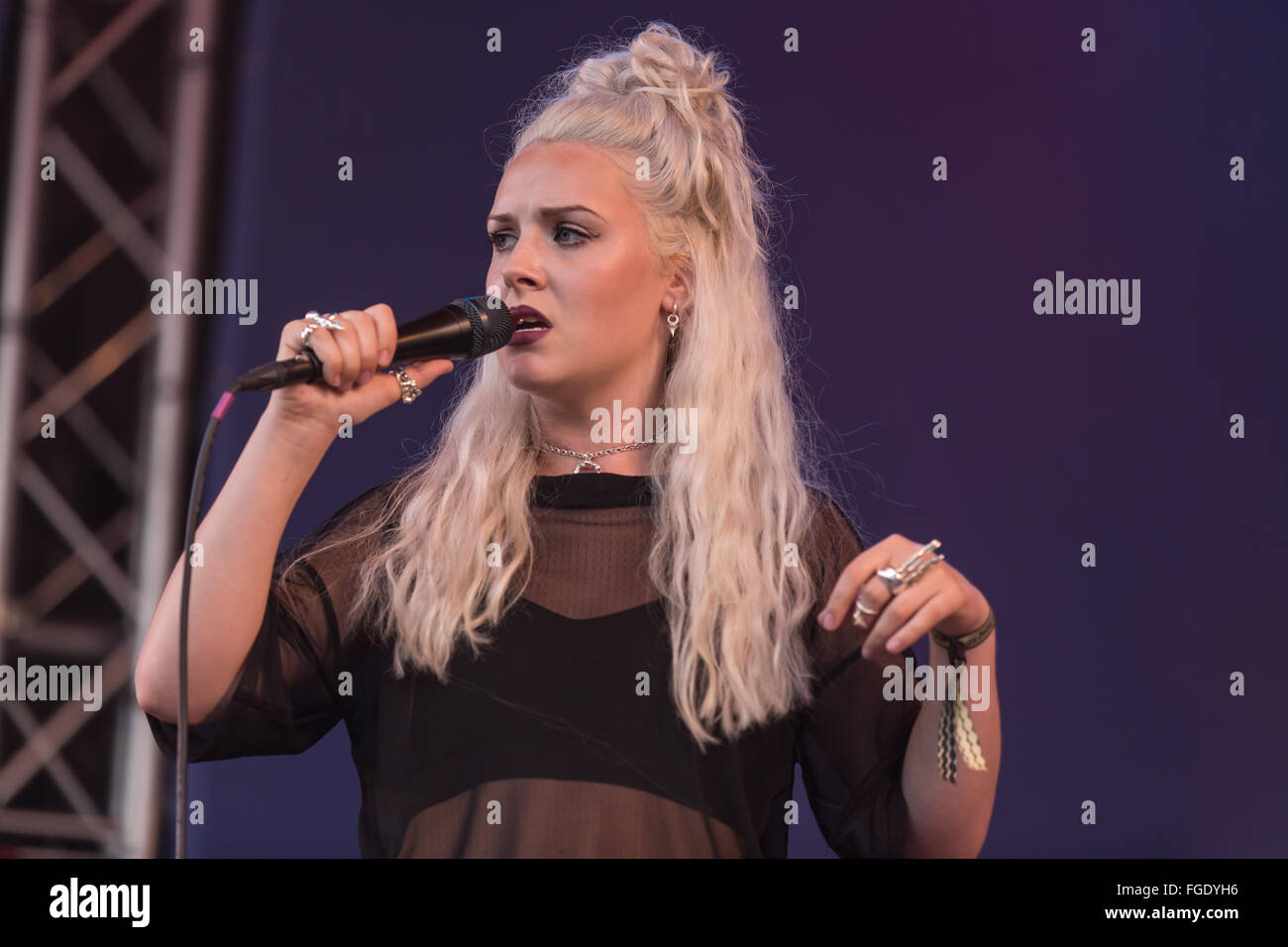 Shannon saunders hi-res stock photography and images - Alamy