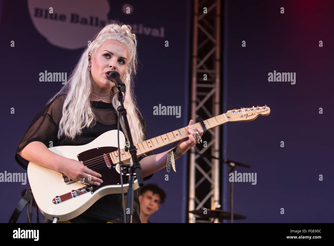 Shannon Saunders High Resolution Stock Photography and Images - Alamy