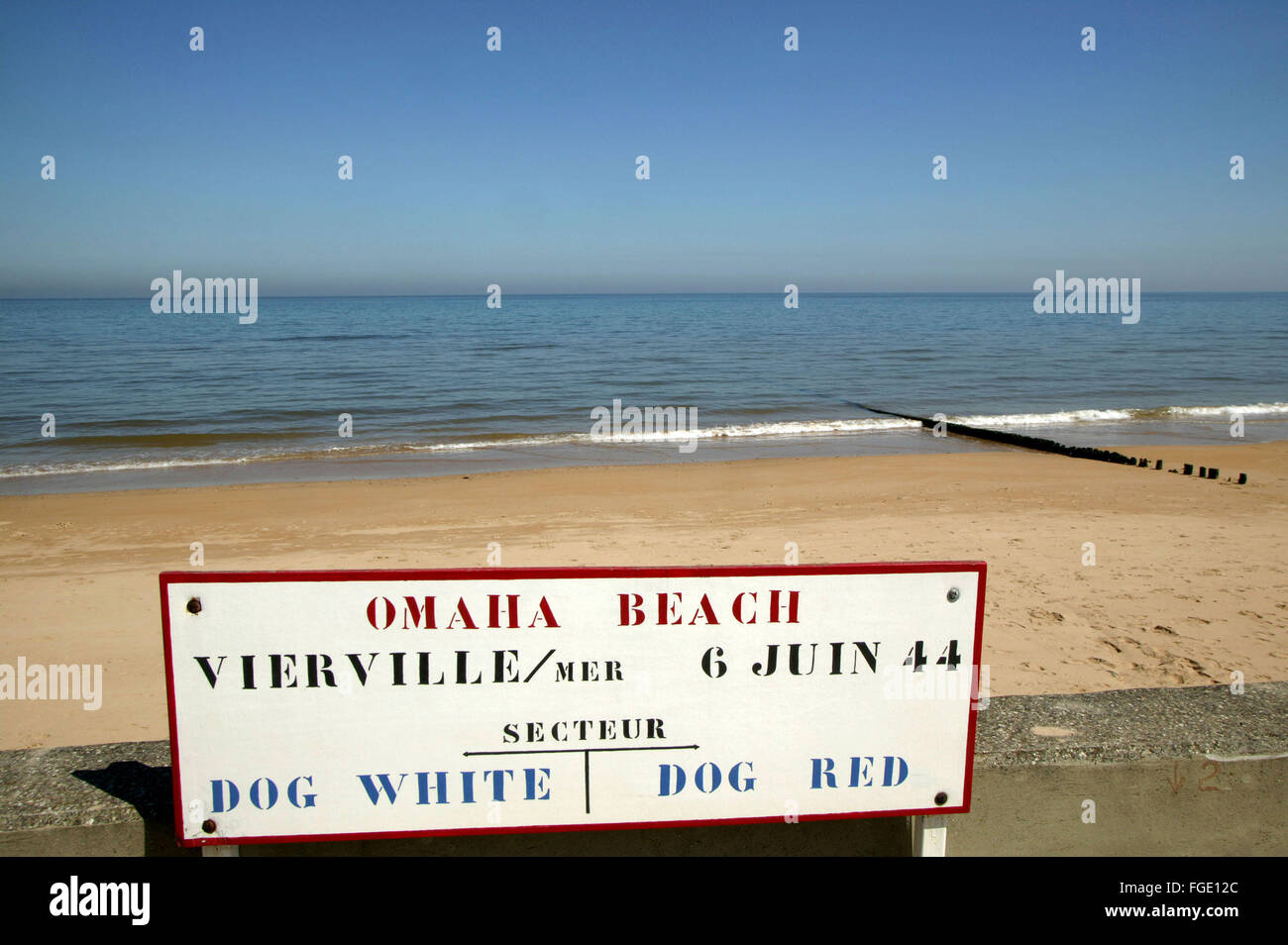 Plage de vierville sur mer omaha beach hi-res stock photography and ...