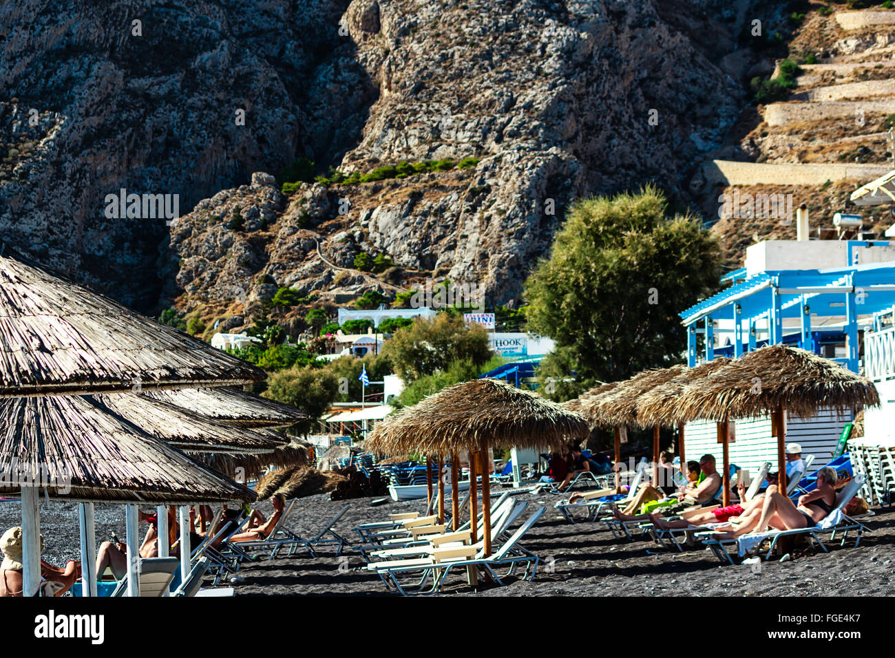 Kamari beach in Santorini, Greek Iceland Stock Photo - Alamy