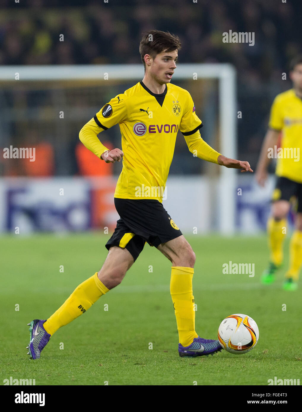 Dortmund, Germany. 18th Feb, 2016. Dortmund's Julian Weigl in action ...