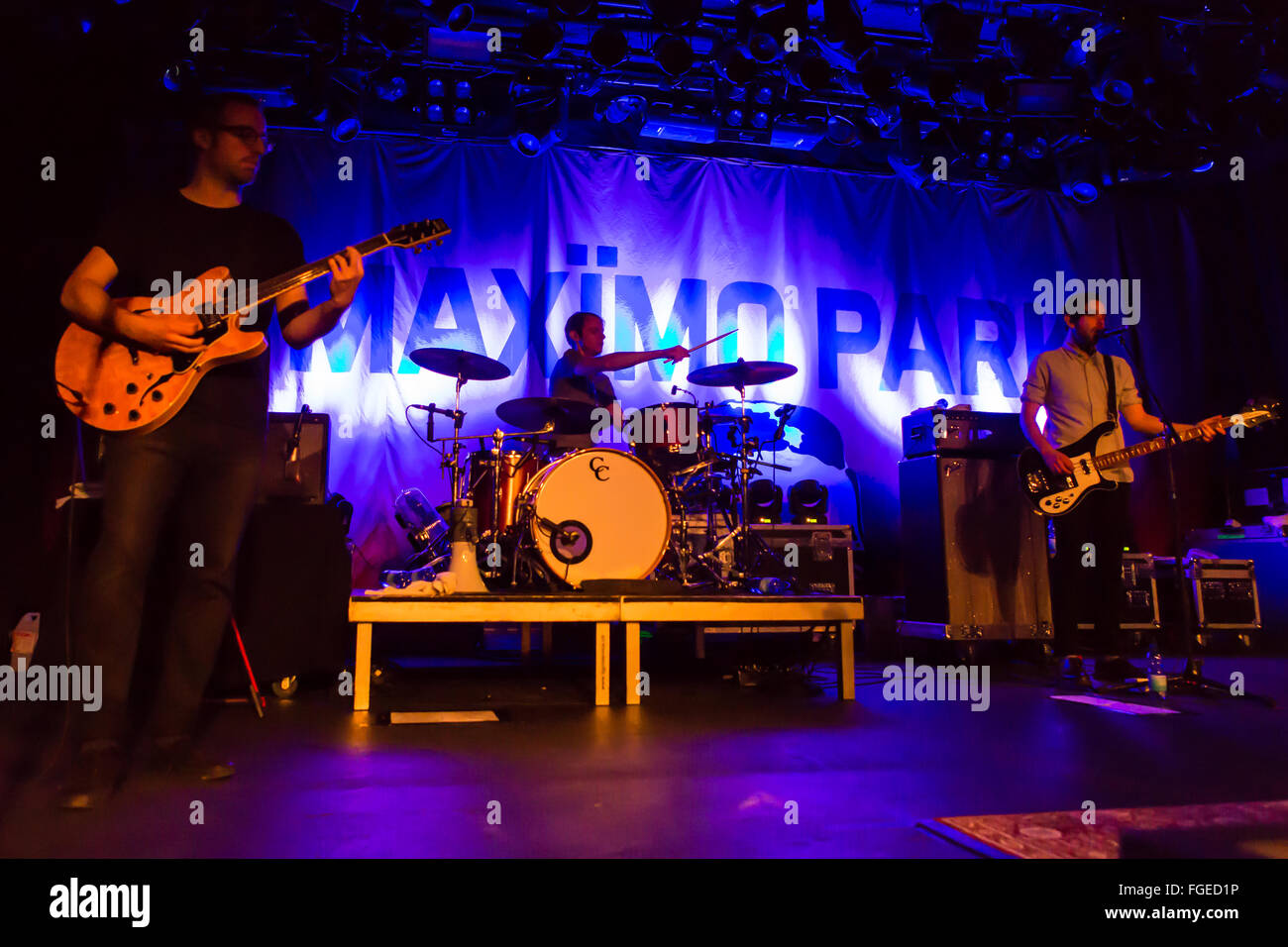 Maximo park concert hi-res stock photography and images - Alamy