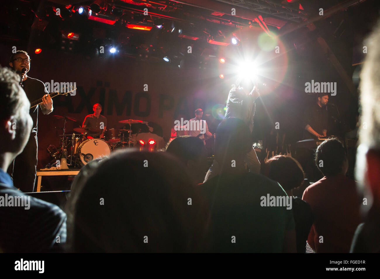 Maximo park singer hi-res stock photography and images - Alamy
