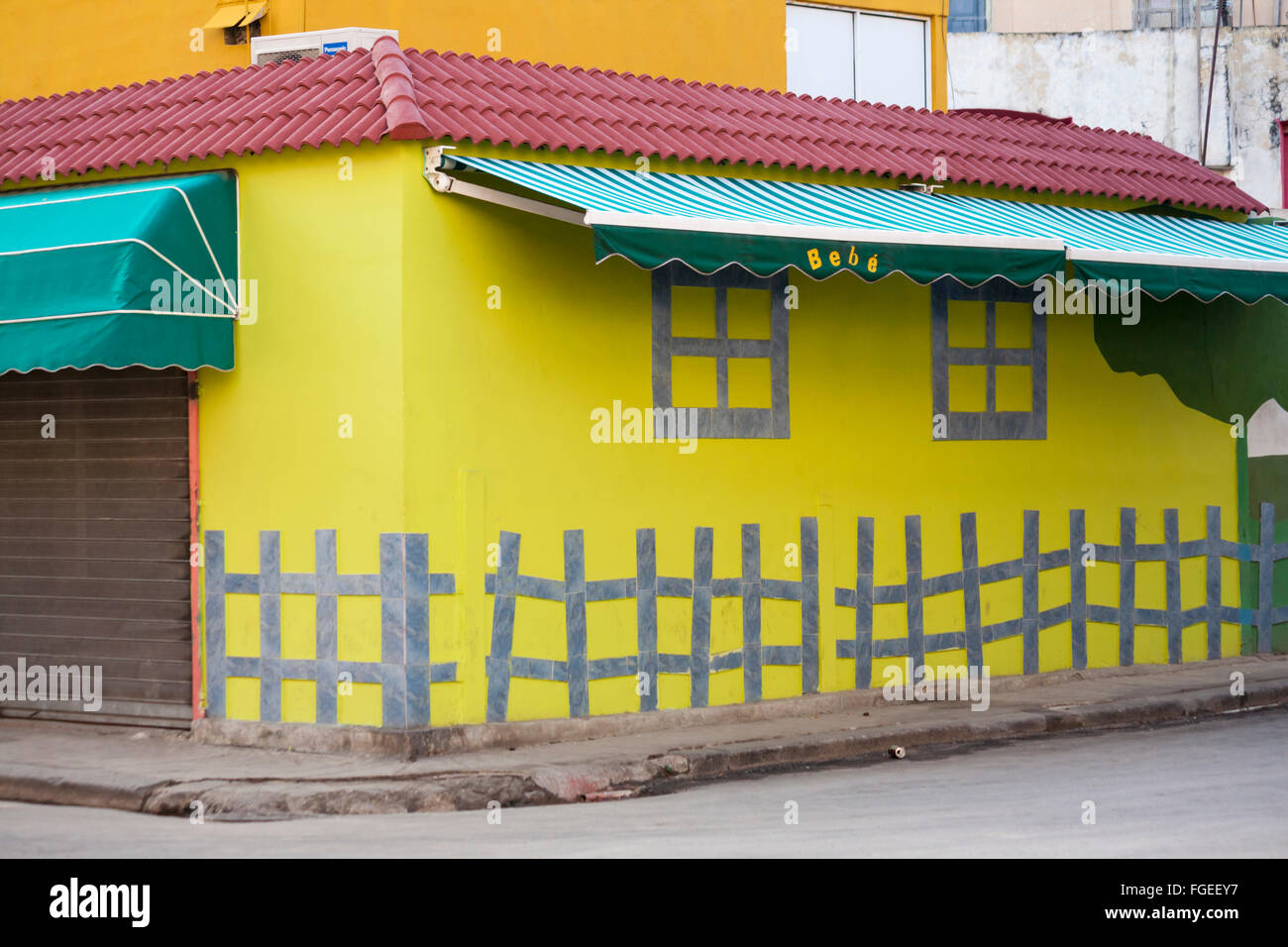 Mural painted on corner building at Havana, Cuba, West Indies ...