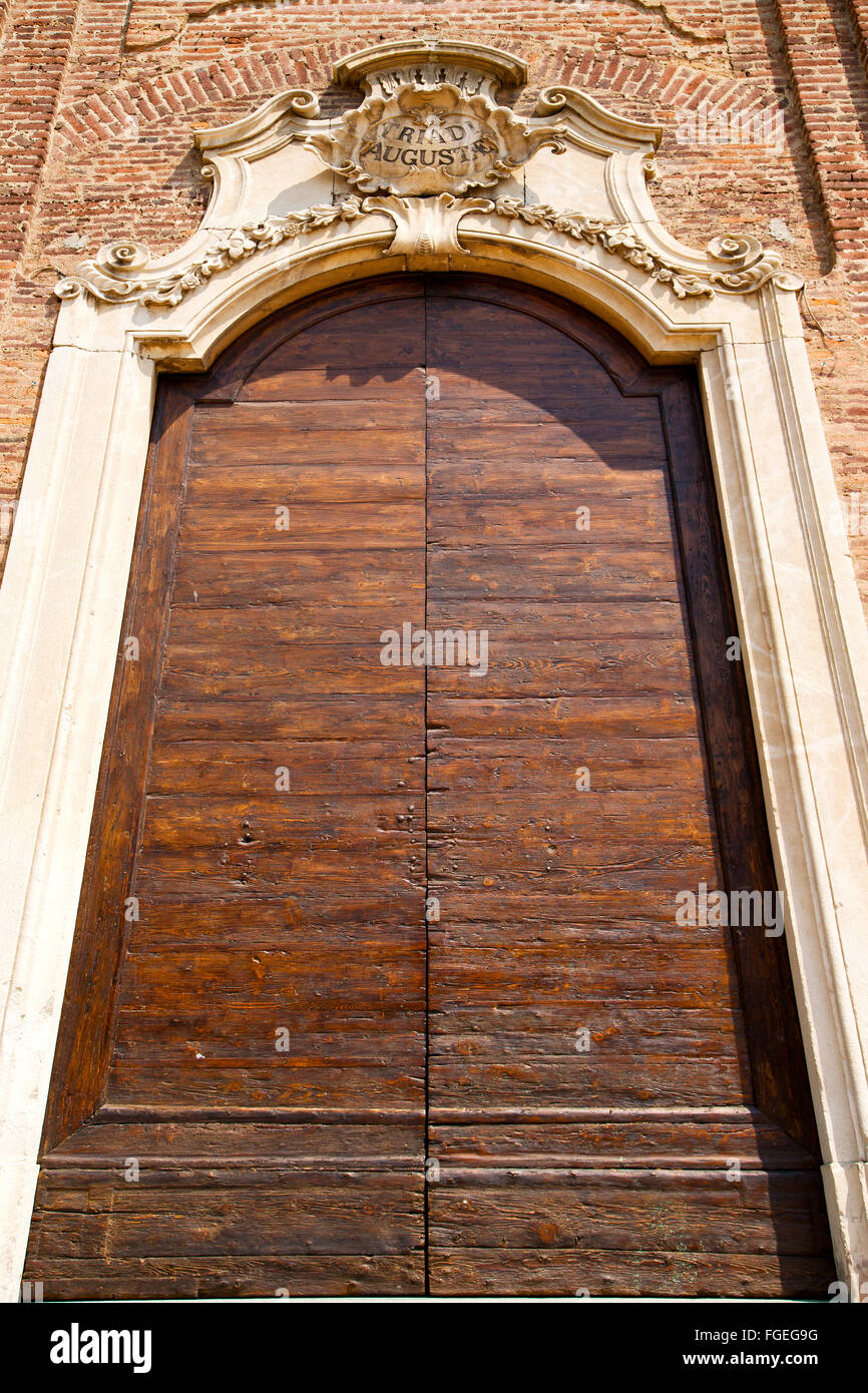 church samarate varese italy the old door entrance and mosaic Stock ...