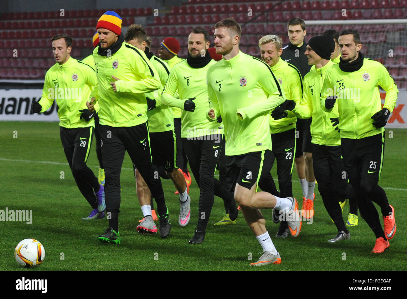 Sparta training hi-res stock photography and images - Alamy