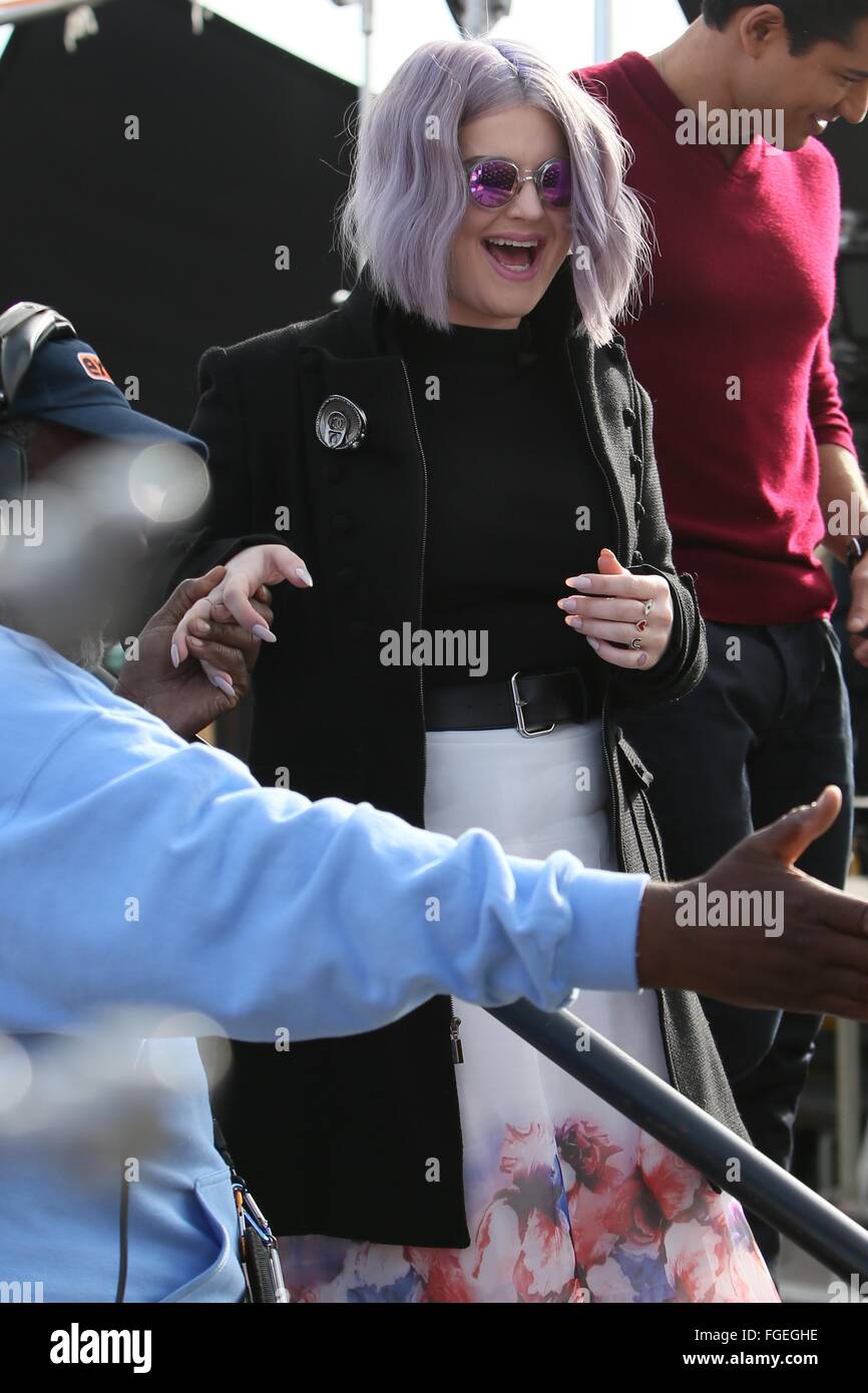 Kelly Osborne seen at Universal studios where she was interviewed by ...