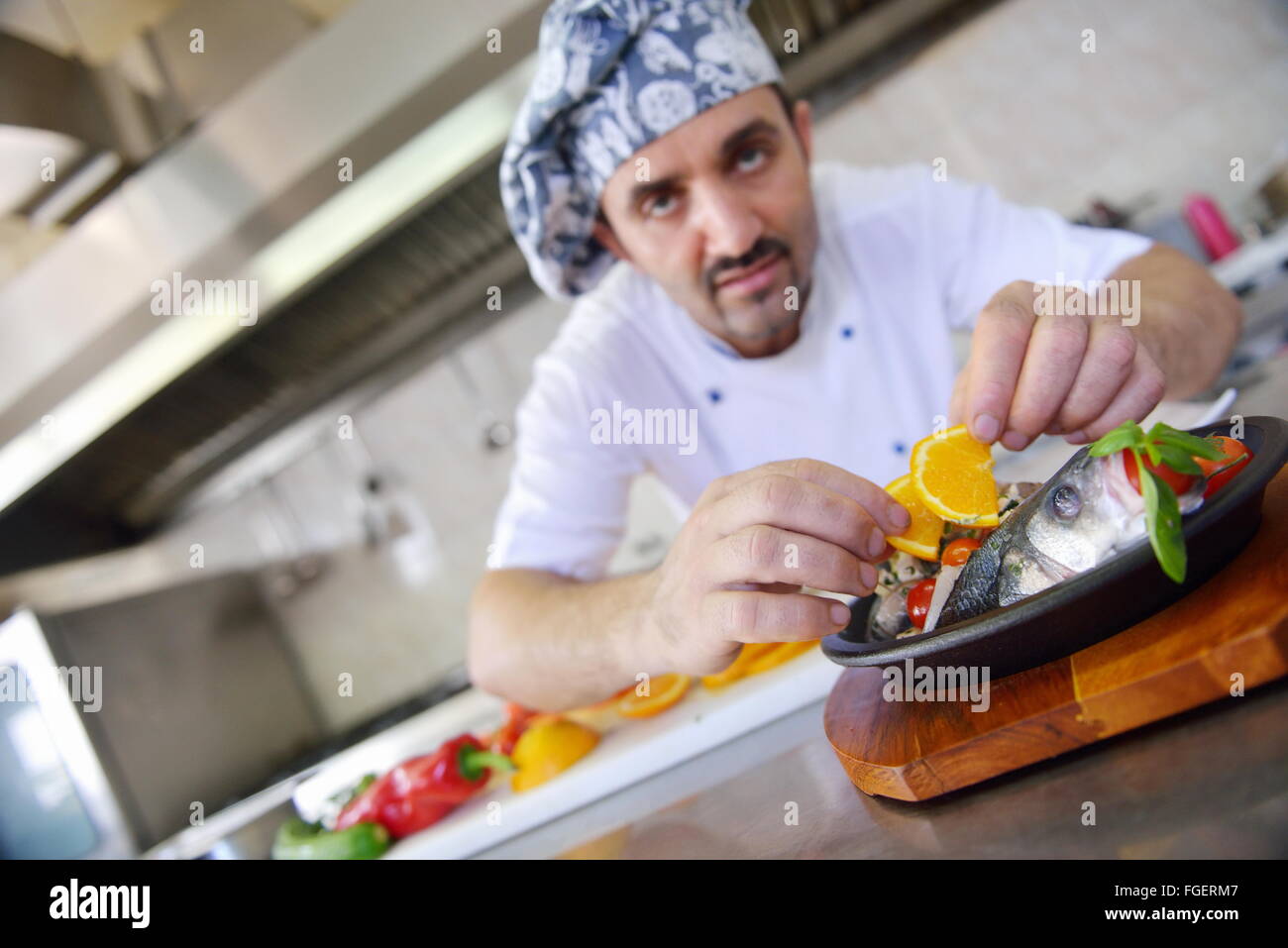 chef preparing food Stock Photo - Alamy