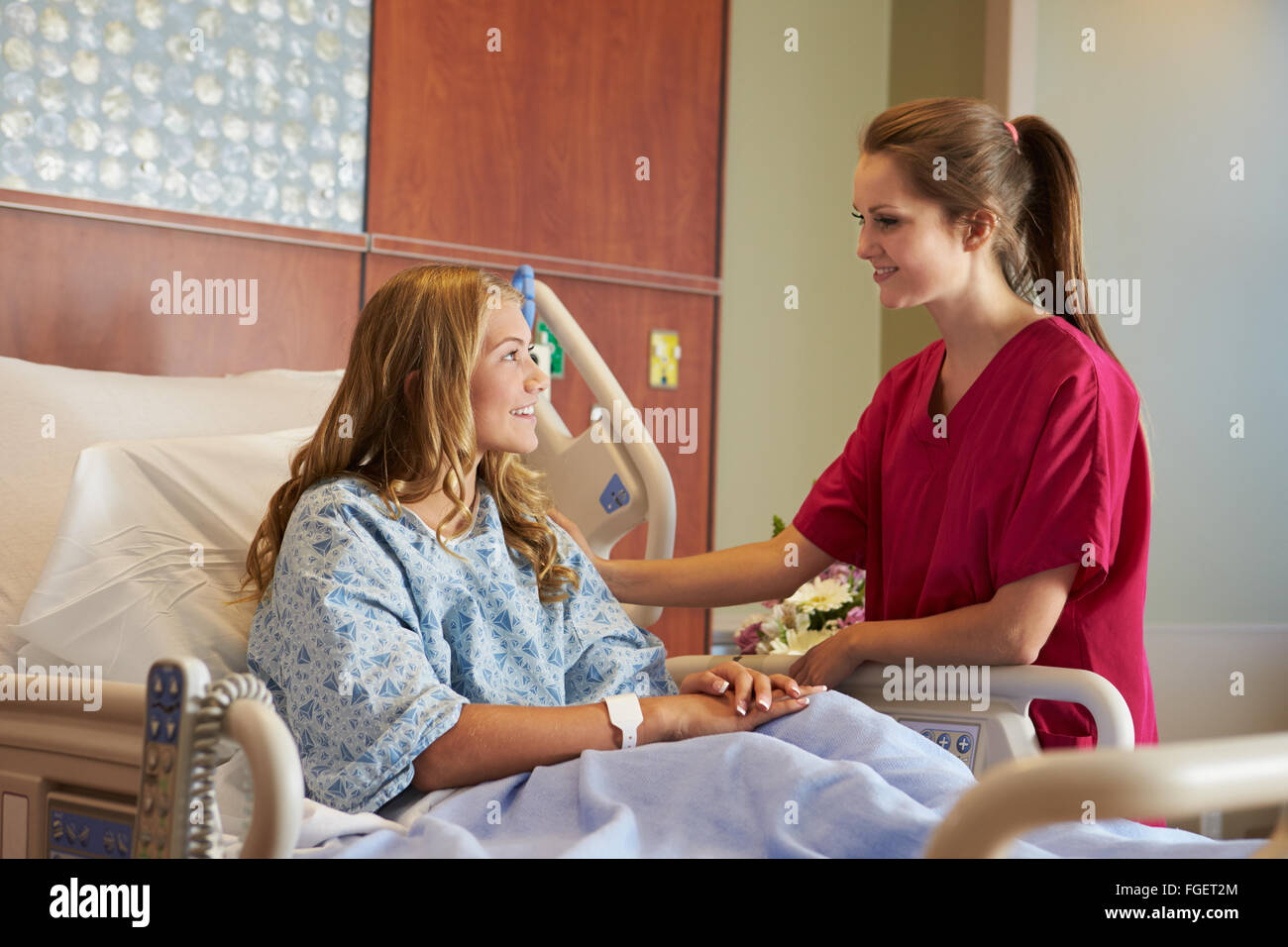 Teen teenager hospital nurse patient hi-res stock photography and ...