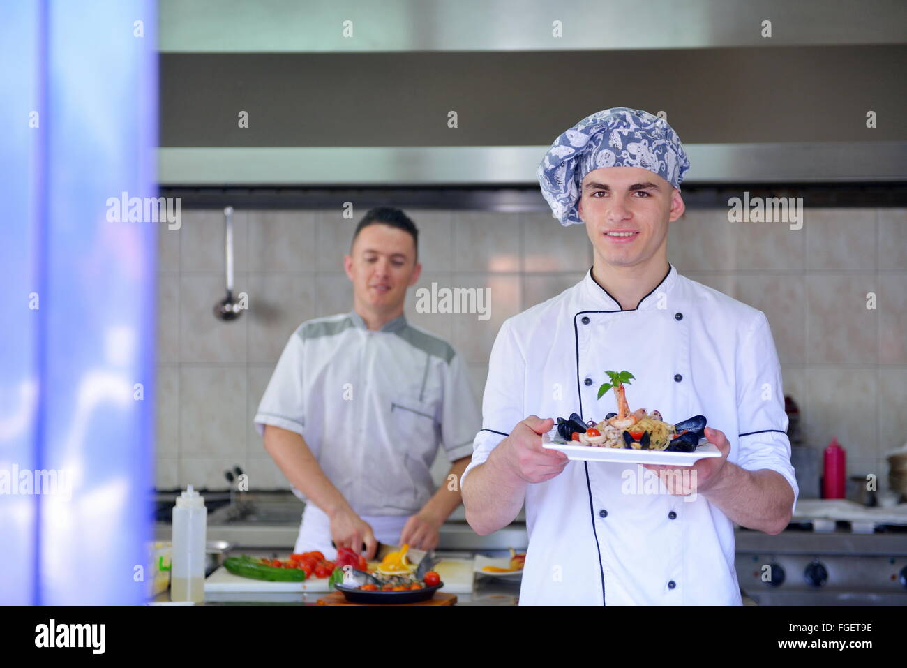 chef preparing food Stock Photo - Alamy