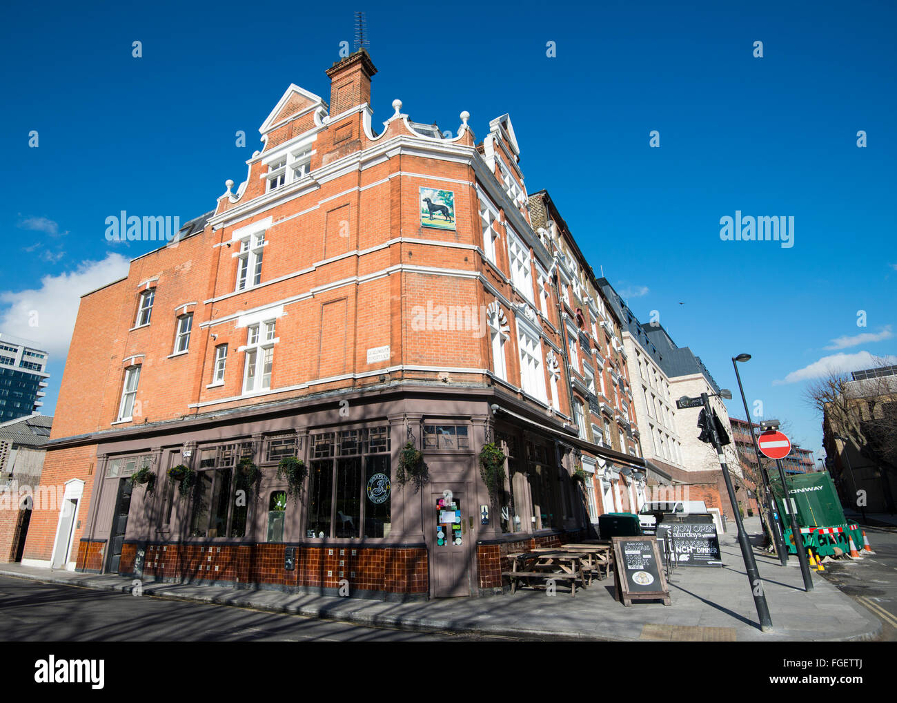 The Black Dog, Vauxhall Walk South London UK Stock Photo - Alamy