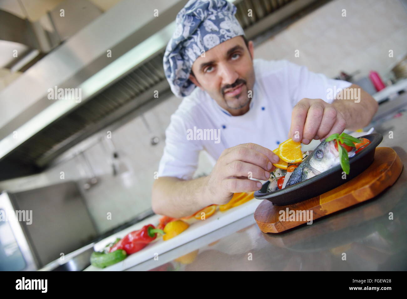 chef preparing food Stock Photo - Alamy