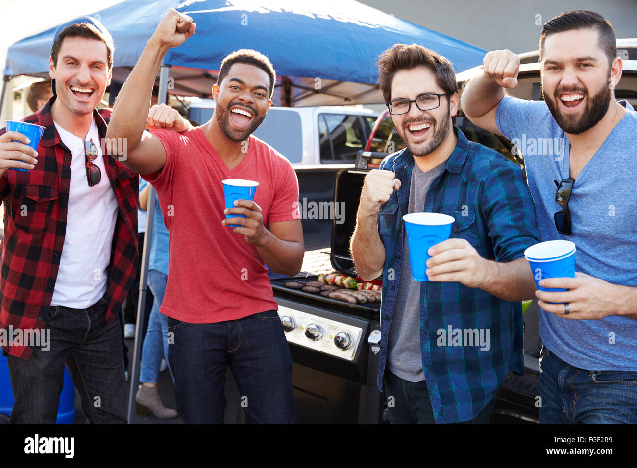 Women Tailgating High Resolution Stock Photography and Images - Alamy