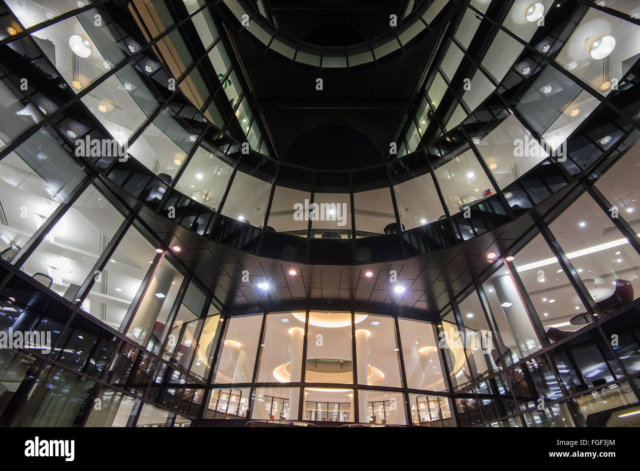 Price waterhouse cooper hi-res stock photography and images - Alamy