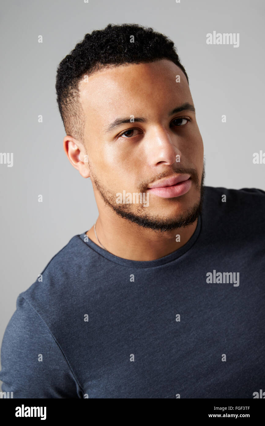 Black against grey hi-res stock photography and images - Alamy