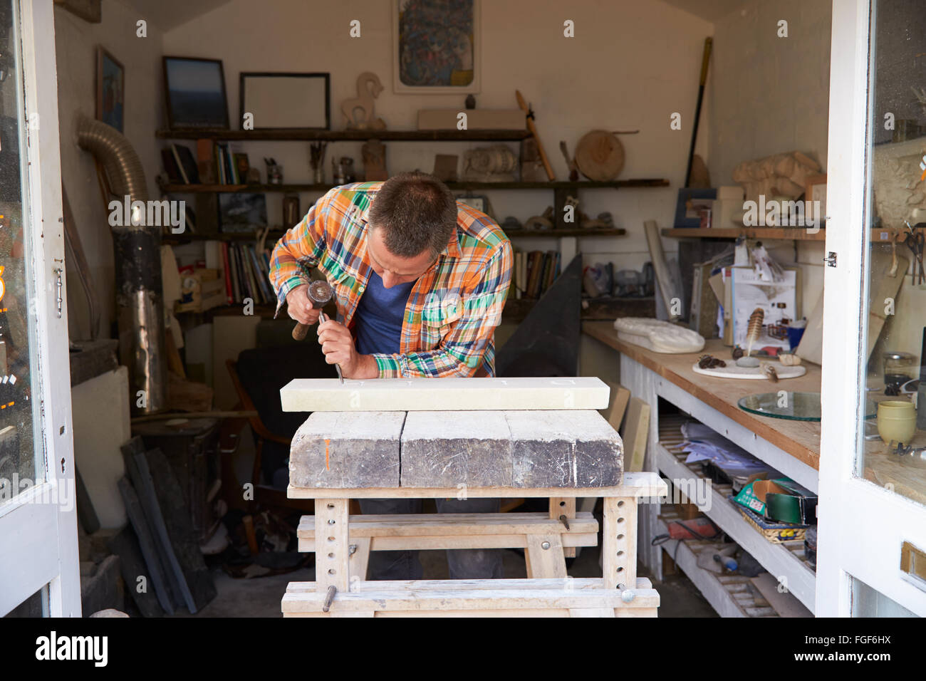 Stone mason hammer hi-res stock photography and images - Alamy