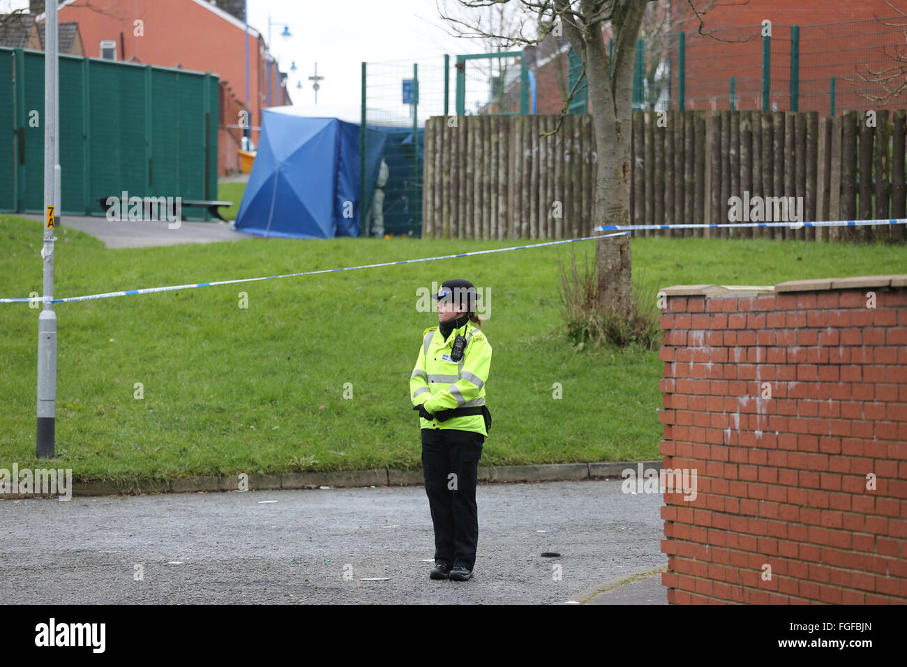 Rochdale, UK. 19th Feb, 2016. A police women standing in front of a ...