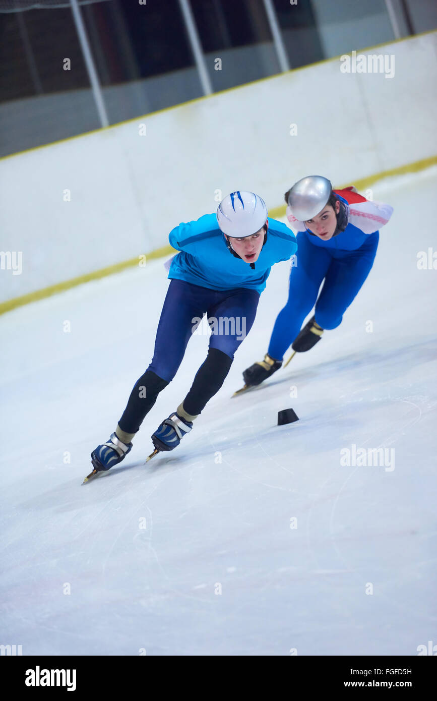Short track speed skating training hi-res stock photography and images ...