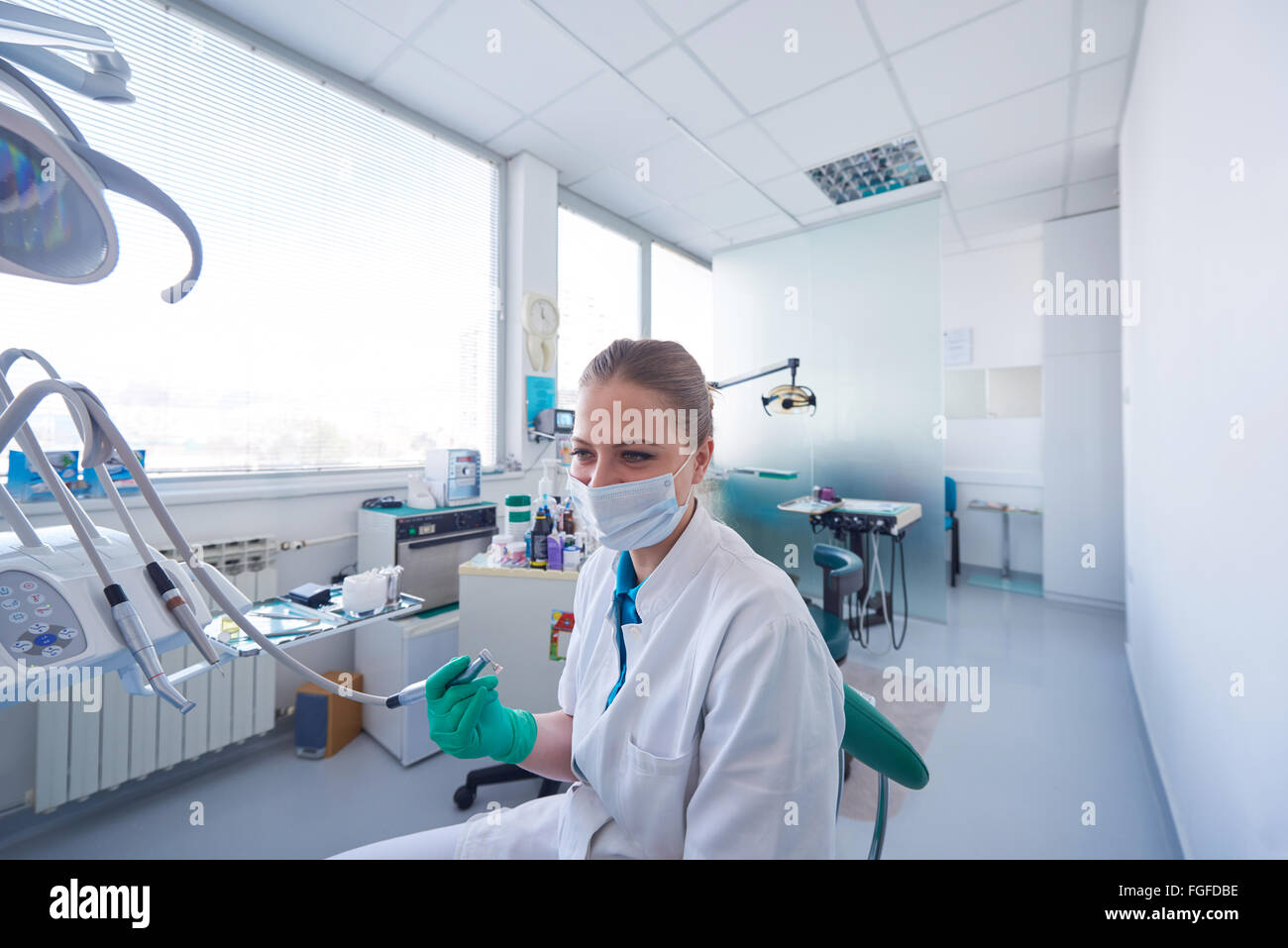 portrait of a dentist Stock Photo - Alamy