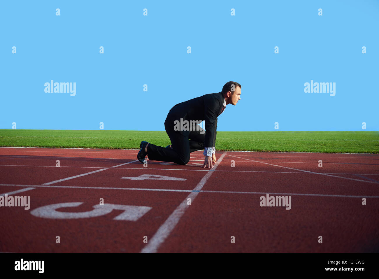 Race track sprint man hi-res stock photography and images - Alamy