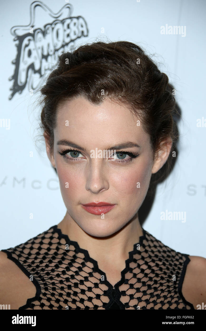 Stella McCartney Autumn 2016 Presentation Featuring: Riley Keough Where ...