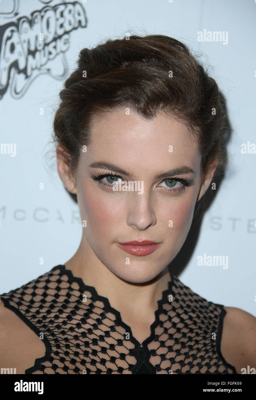 Stella McCartney Autumn 2016 Presentation Featuring: Riley Keough Where ...