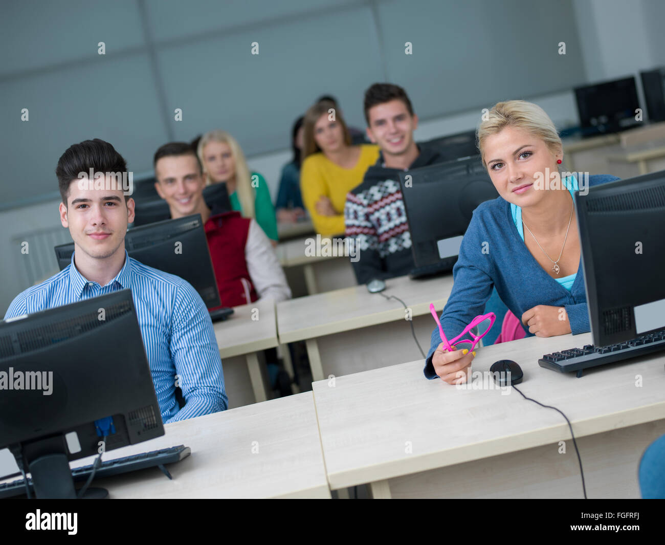 students group in computer lab classroom Stock Photo - Alamy