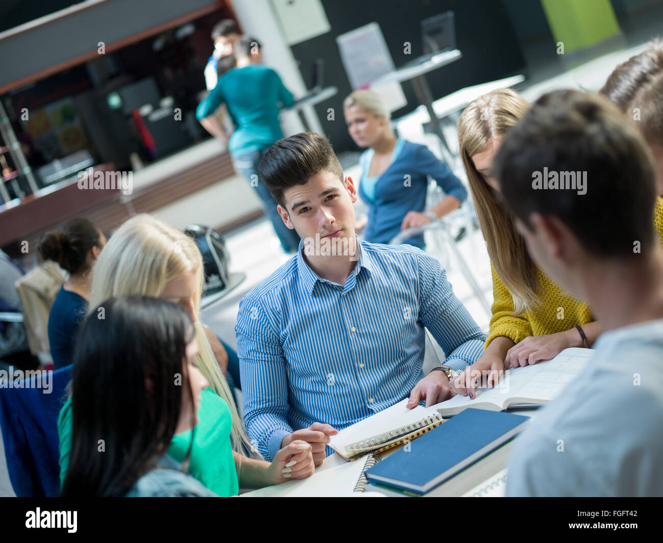 students group study Stock Photo - Alamy