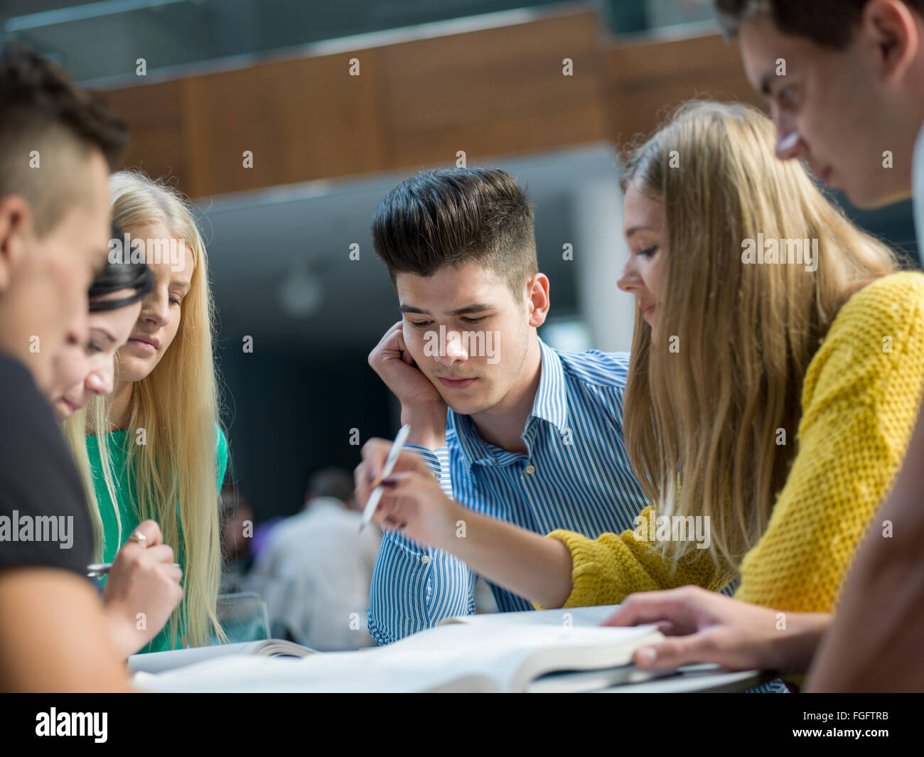 students group study Stock Photo - Alamy