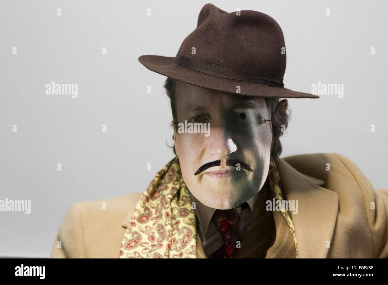 Farage mask hi-res stock photography and images - Alamy