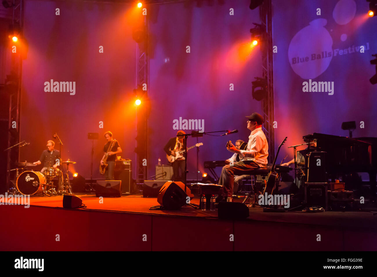 Lambchop hi-res stock photography and images - Alamy