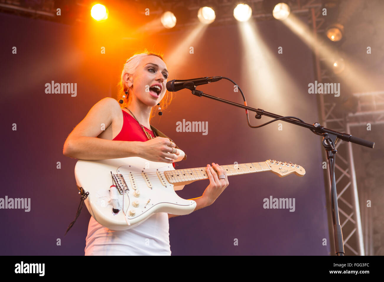 Rosa rock hi-res stock photography and images - Alamy