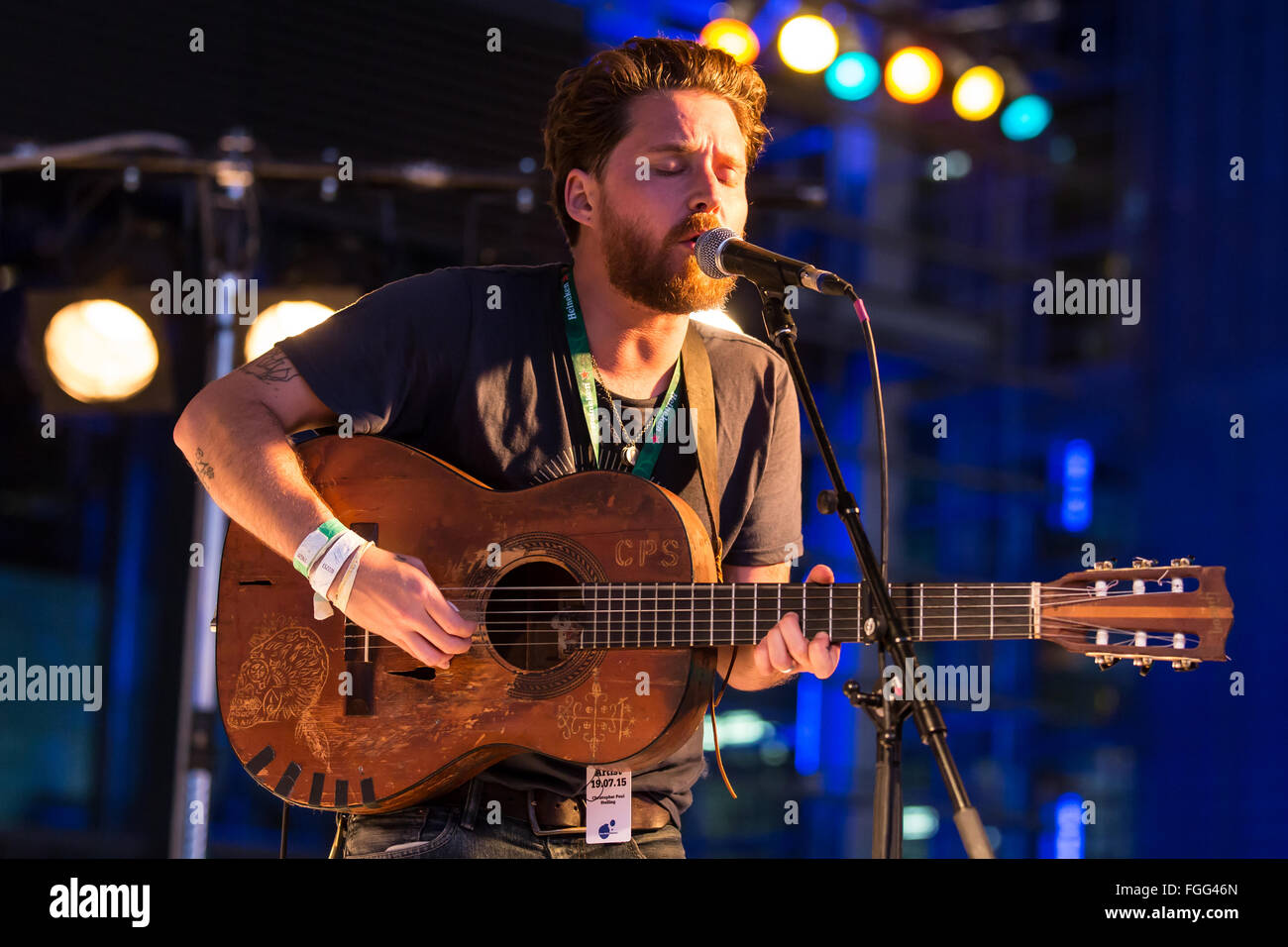 Christopher singer hi-res stock photography and images - Alamy