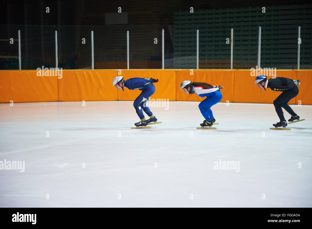 Short track speed skating training hi-res stock photography and images ...