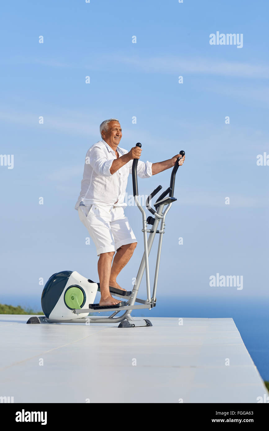 healthy senior man working out Stock Photo - Alamy