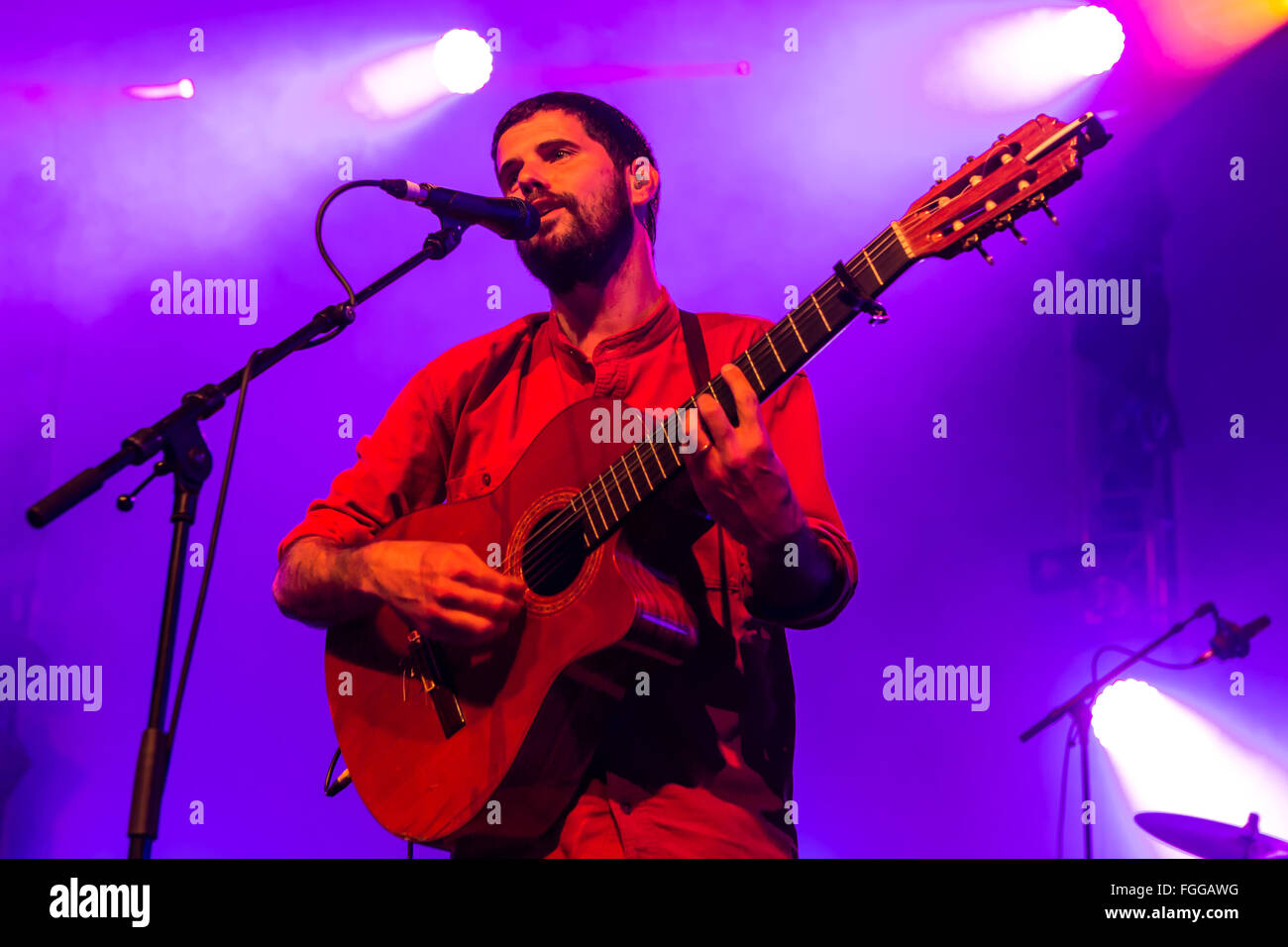 Nick mulvey singer hi-res stock photography and images - Alamy