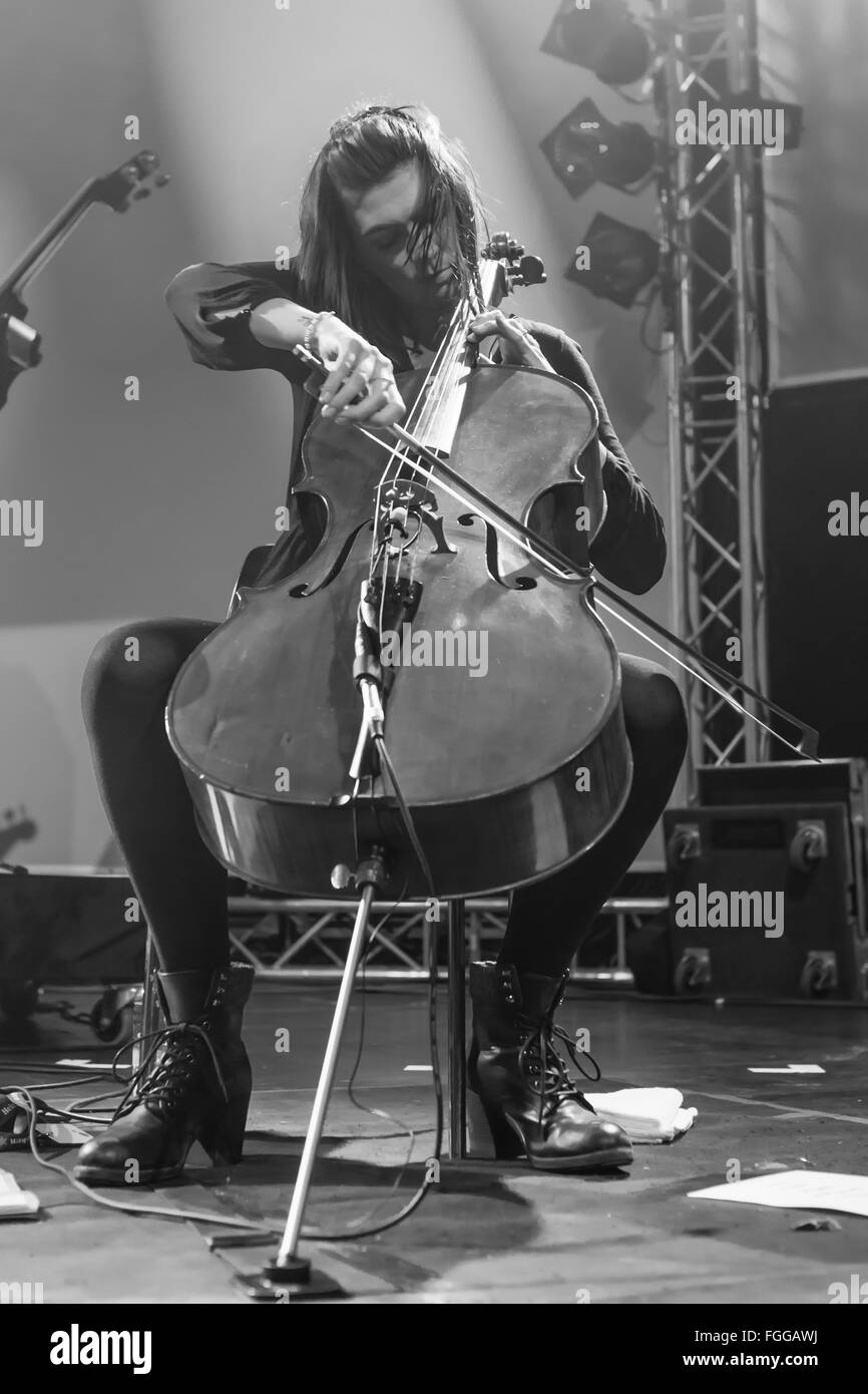 Mulvey lake hi-res stock photography and images - Alamy