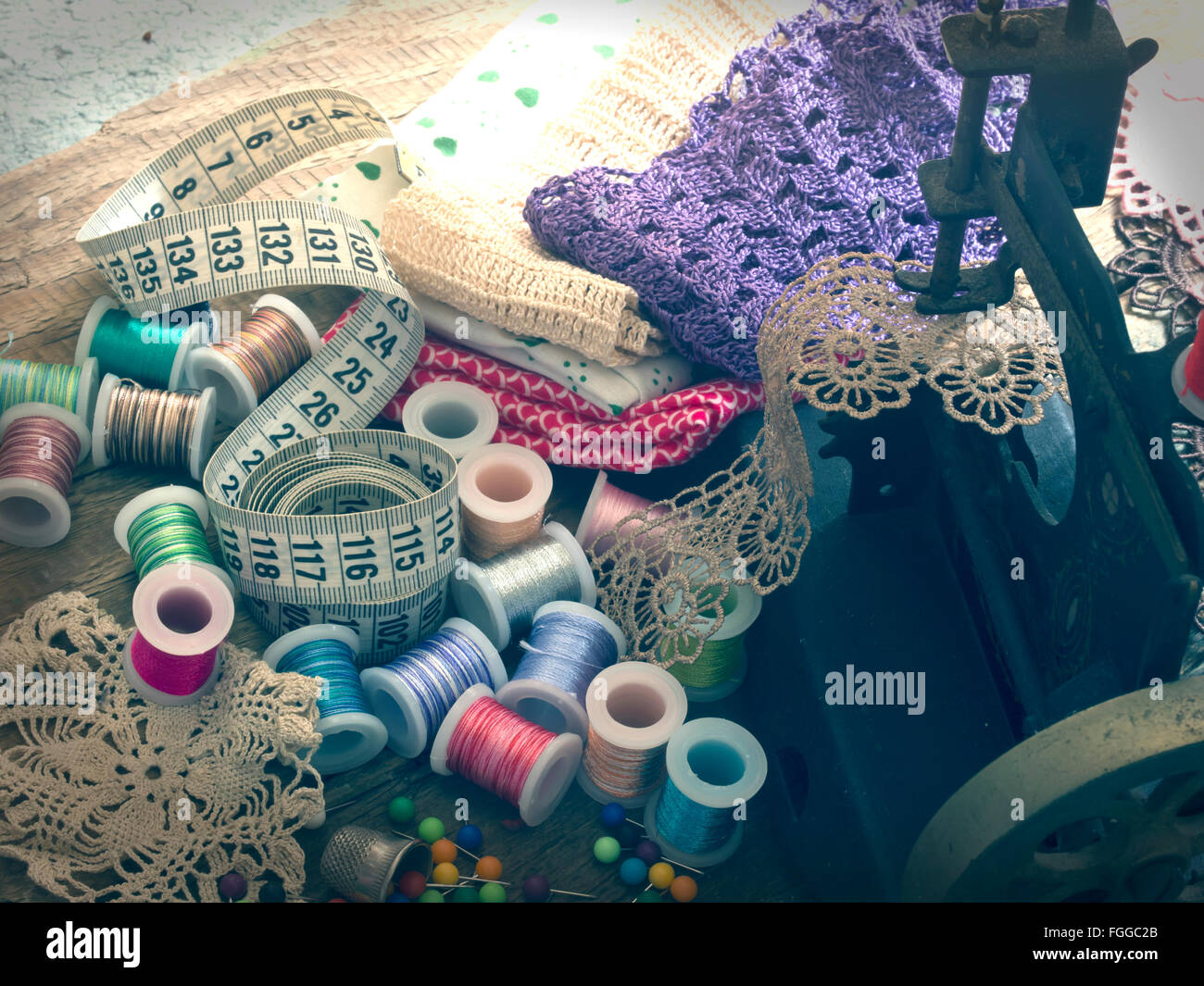 sewing machine with sewing equipment Stock Photo - Alamy