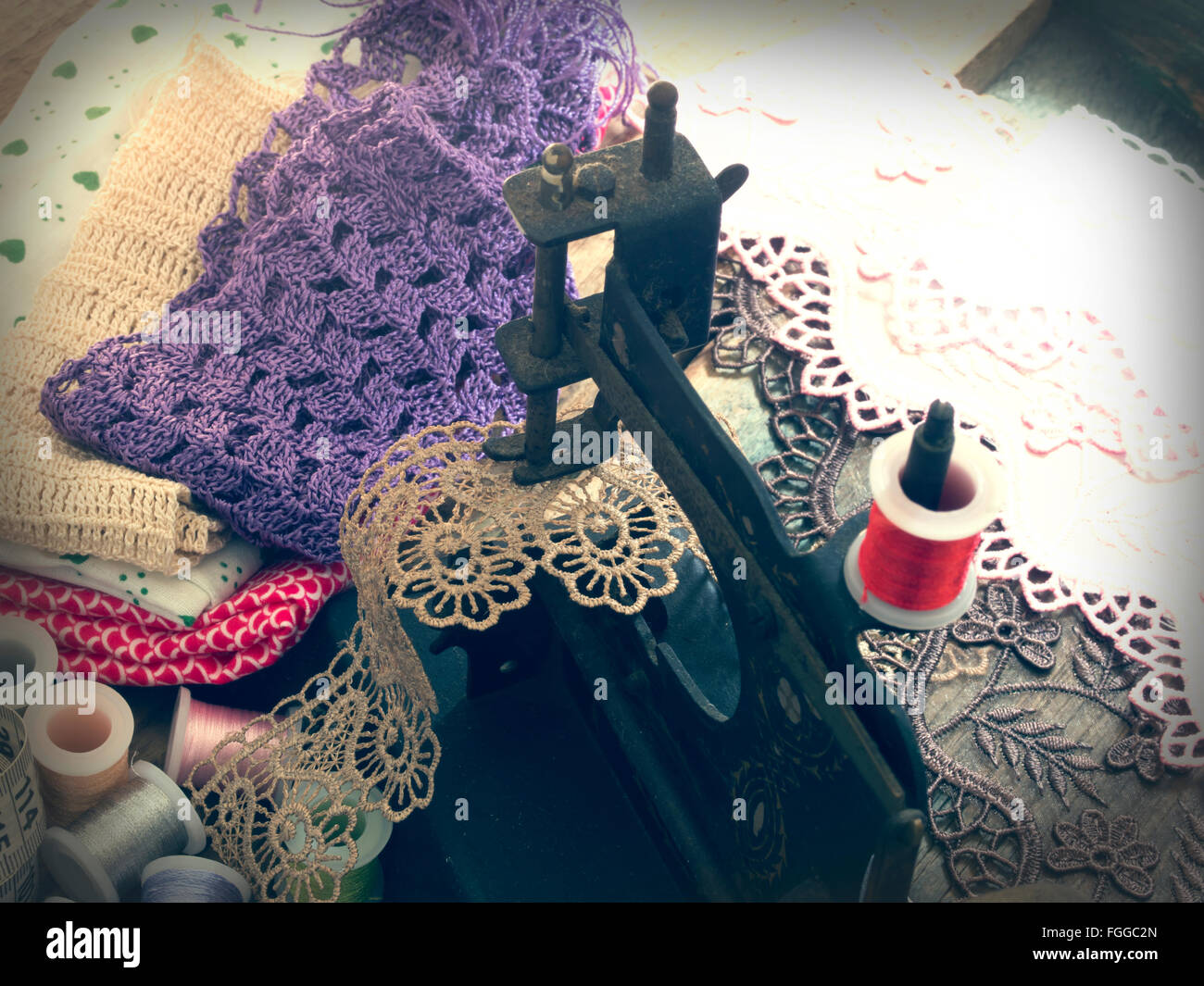 Sewing equipment hi-res stock photography and images - Alamy