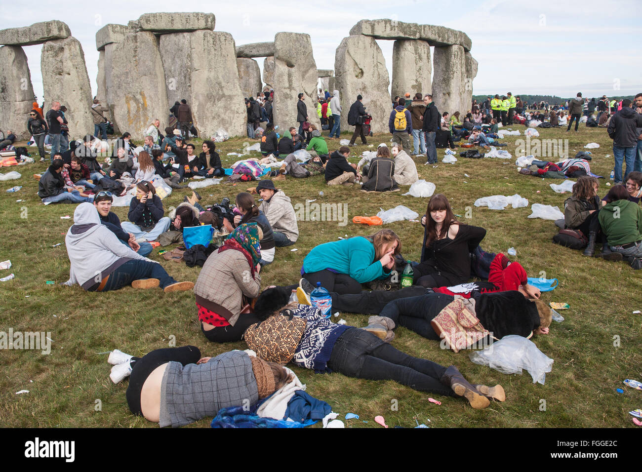 Stonehenge,Summer Solstice sunrise June,Wiltshire,England Stock Photo ...