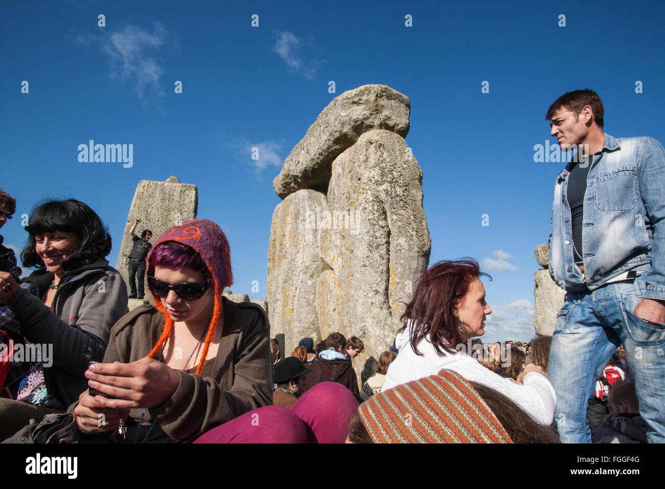Stonehenge,Summer Solstice sunrise June,Wiltshire,England Stock Photo ...