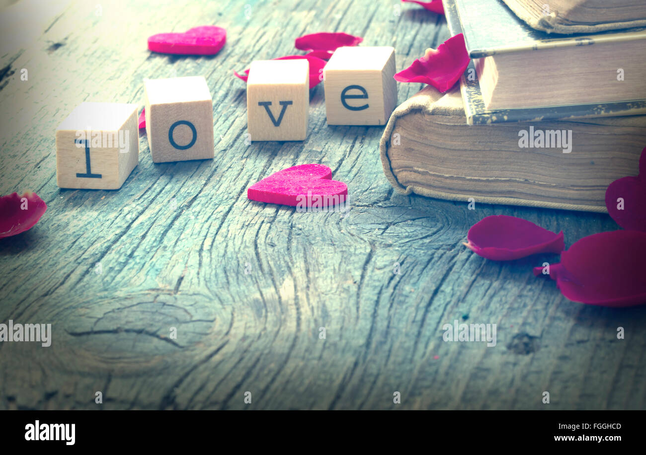 love concept with red roses Stock Photo - Alamy