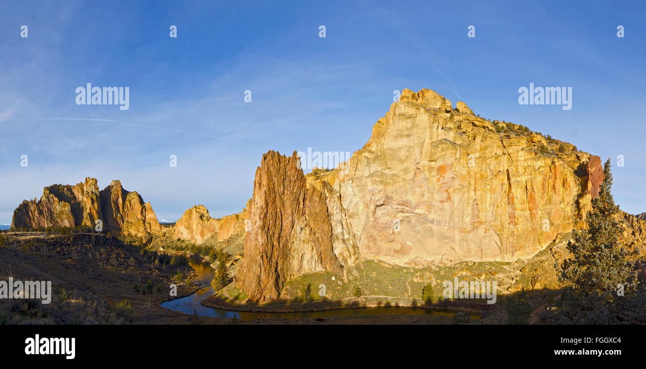 Smith Rock State Park Stock Photo - Alamy