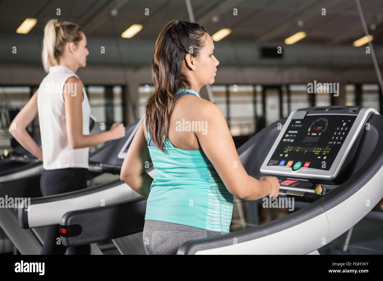 Gym treadmill women hi-res stock photography and images - Alamy