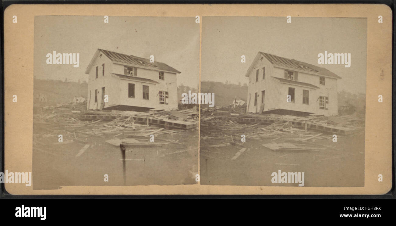 House off its foundation hi-res stock photography and images - Alamy