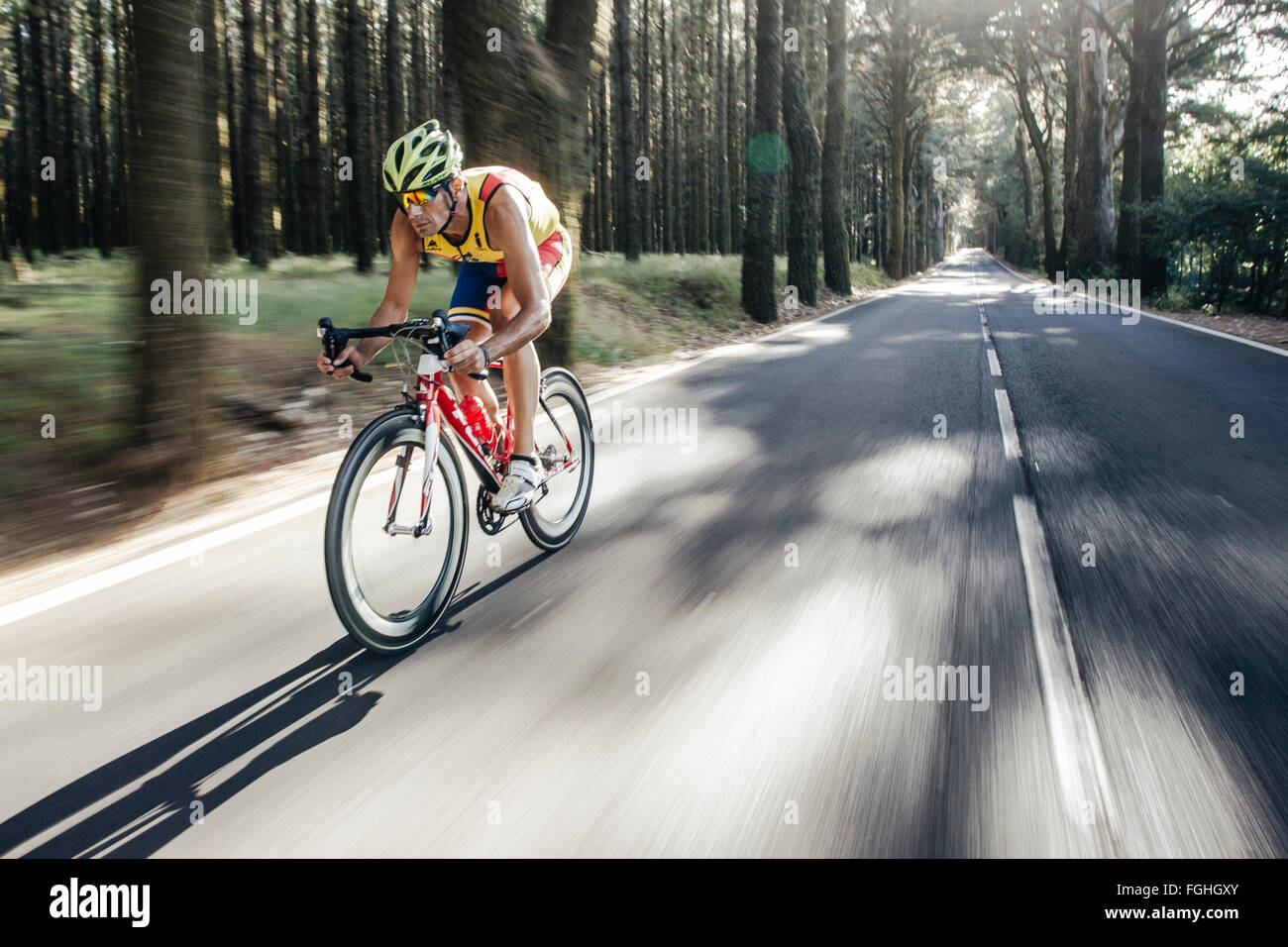 Cyclist hi-res stock photography and images - Alamy