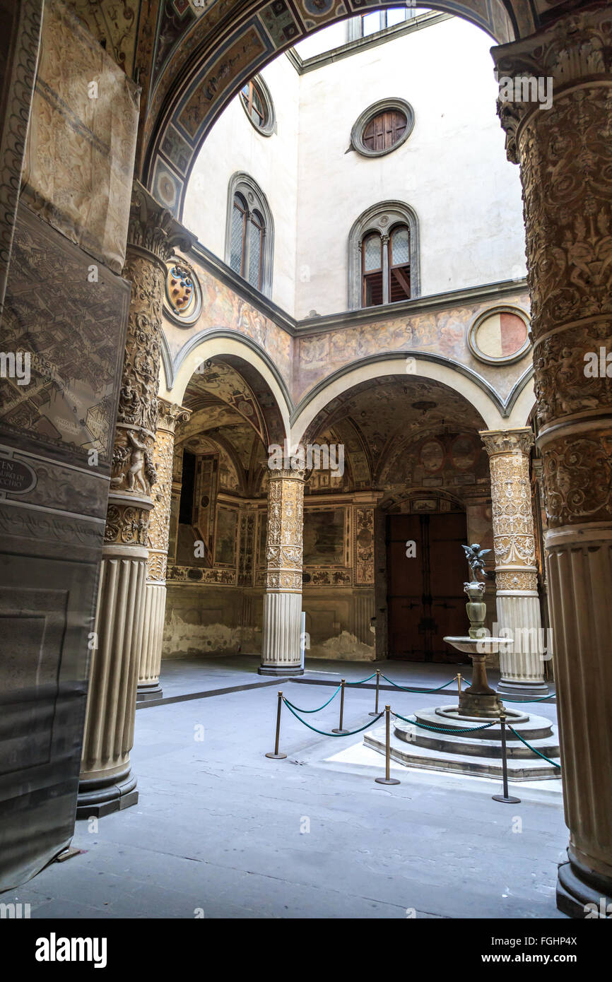 Interior garden view of historical Vecchio Palace with scluptures on ...